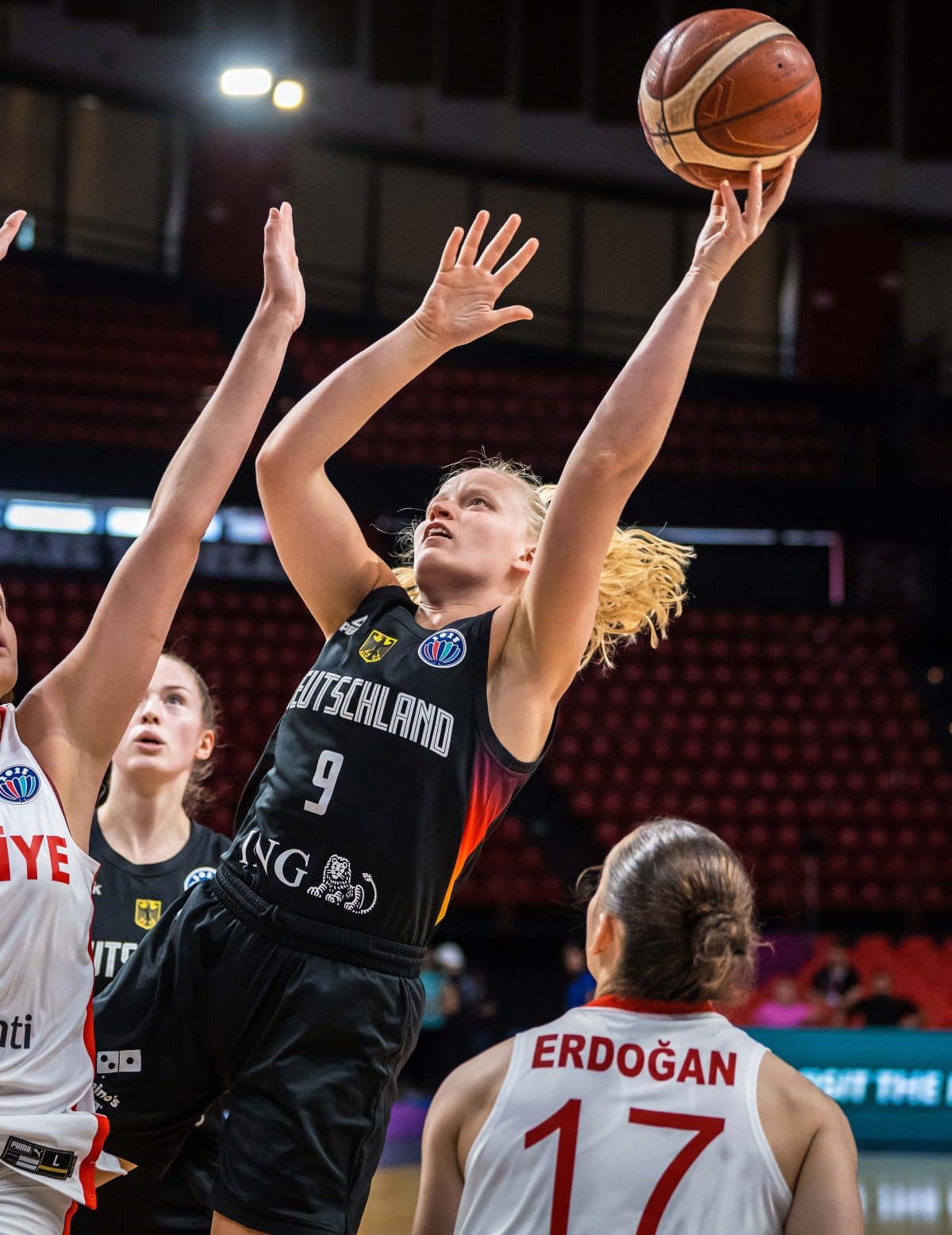 Bokep bulan that lady looked very nice & lovely so I made